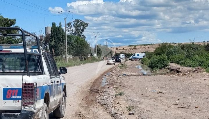 Investigan la muerte violenta de una mujer